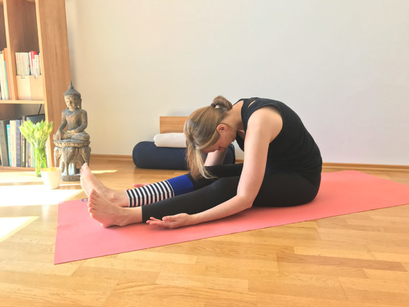 Die 8 besten Yin Yoga Übungen zum Entspannen - pures Loslassen
