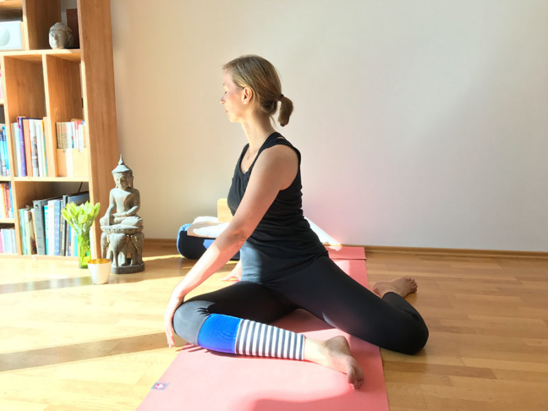 Die 8 besten Yin Yoga Übungen zum Entspannen - pures Loslassen